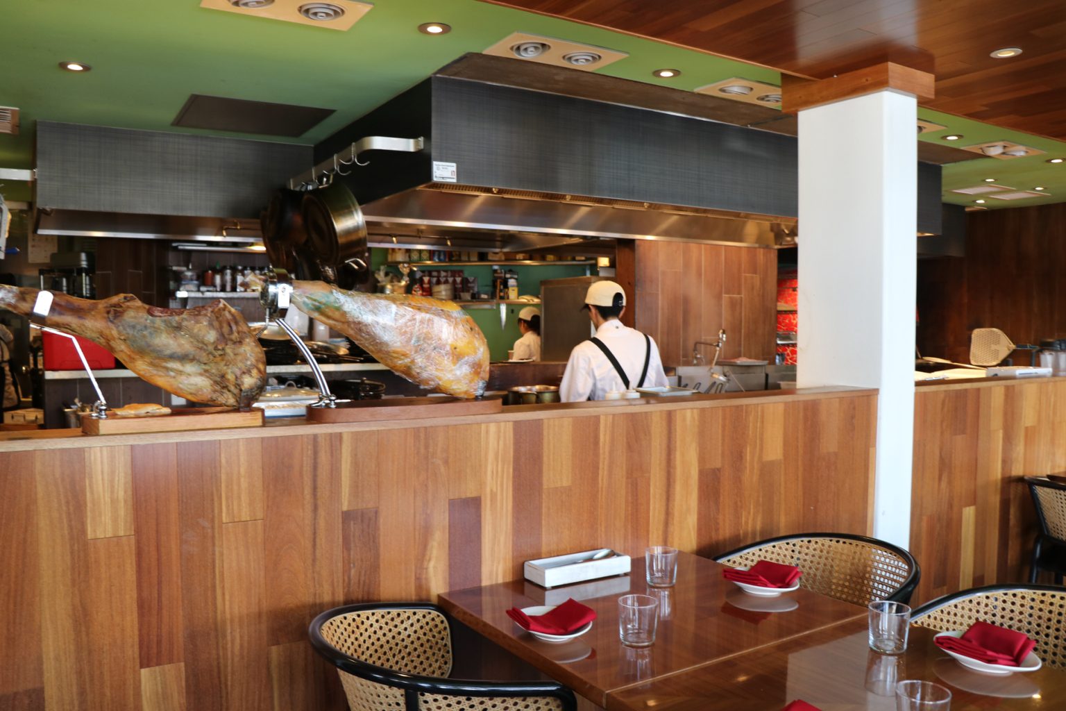 ローカル御用達のおしゃれレストラン Rigo リゴ（スパニッシュイタリアン） | ハワイ旅行に役立つ最新情報が満載「オリオリハワイ」